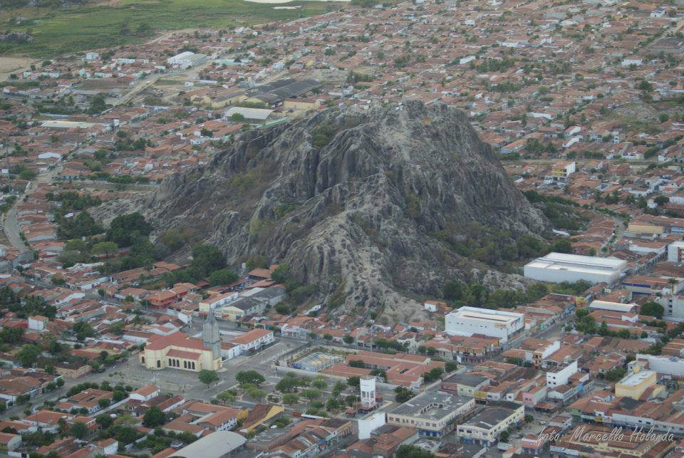 Quixadá é maior que tudo isto e nós amamos nossa terra | Monólitos Post