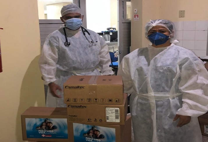 Canindé recebe a doação de 12 capacetes Elmo para tratamento de ...